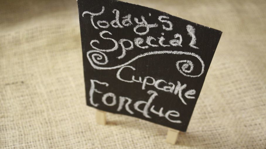 Chalkboard Food Signs | Crafts for Kids | PBS KIDS for Parents