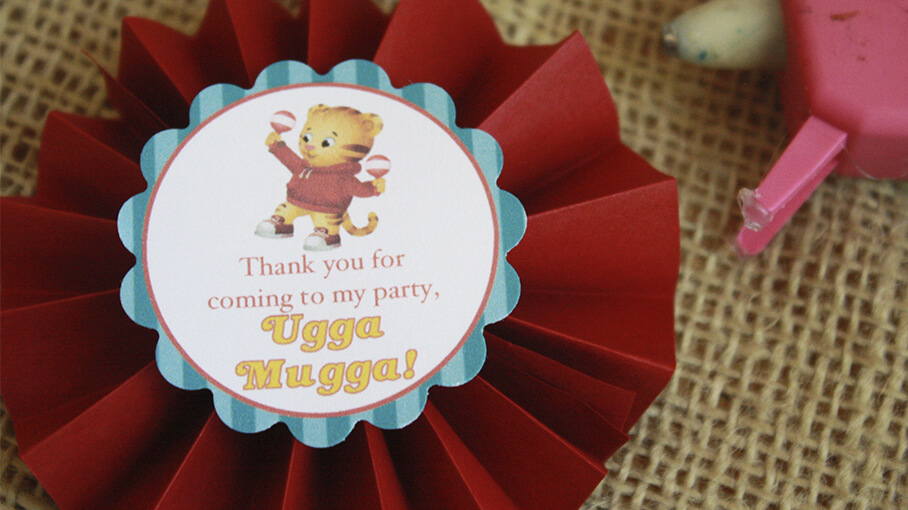 Paper Pinwheel Medallion Favor Tag | Crafts… | PBS KIDS for Parents