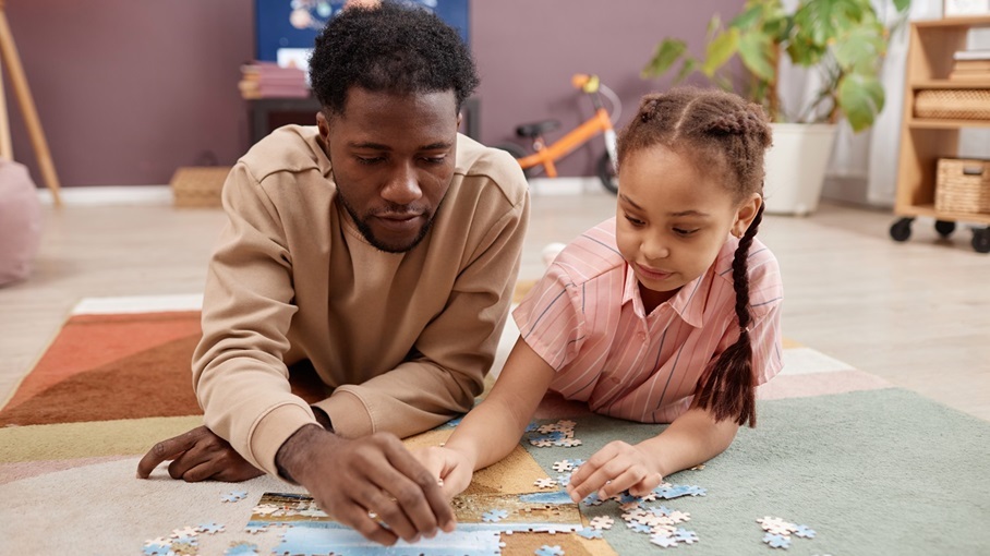 Teach Cooperation With Everyday Items | Crafts… | PBS KIDS for Parents