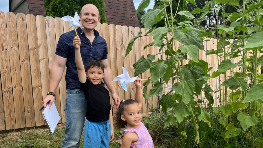 Measure Wind Speed With a Pinwheel | Crafts… | PBS KIDS for Parents