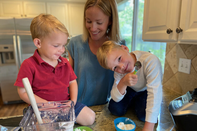 Descubran cómo hacer un helado casero: desde… | PBS KIDS for Parents