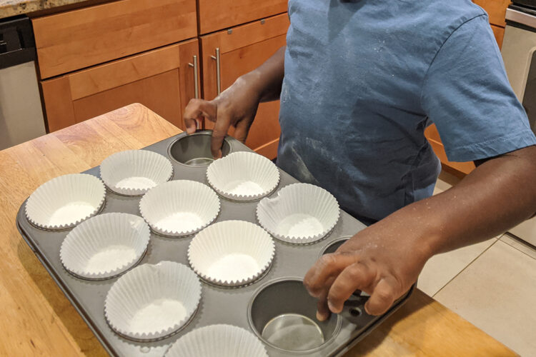 Spiced Oatmeal Muffins | Recipes for Kids | PBS KIDS for Parents