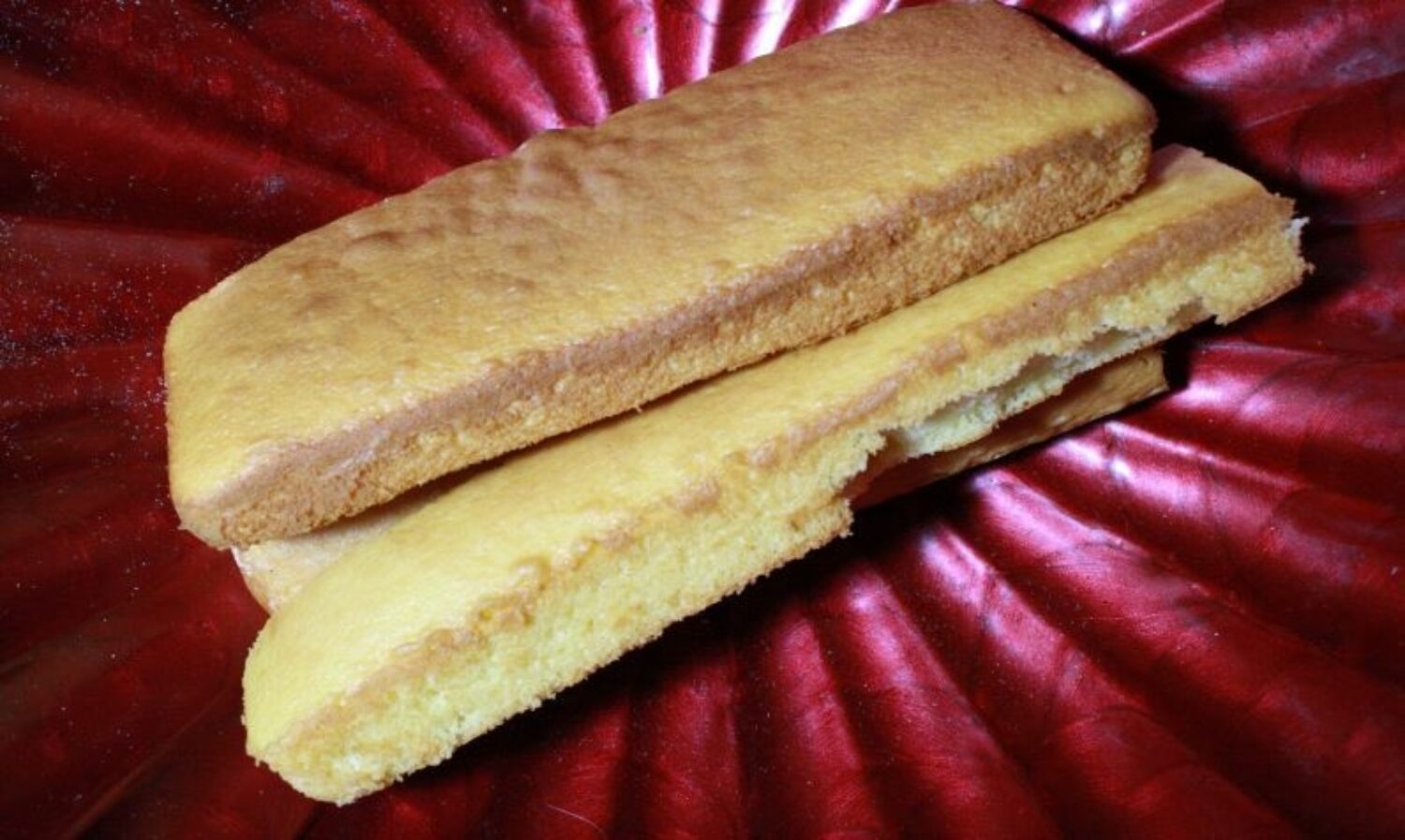 Bookworm Cake | Recipes for Kids | PBS KIDS for Parents