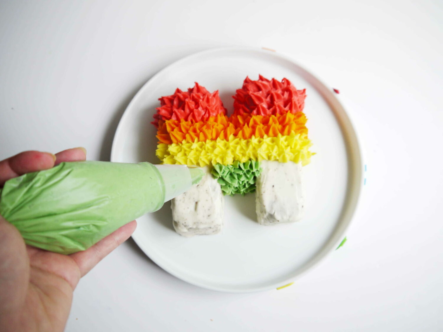 Letter or Number Cake | Recipes for Kids | PBS KIDS for Parents