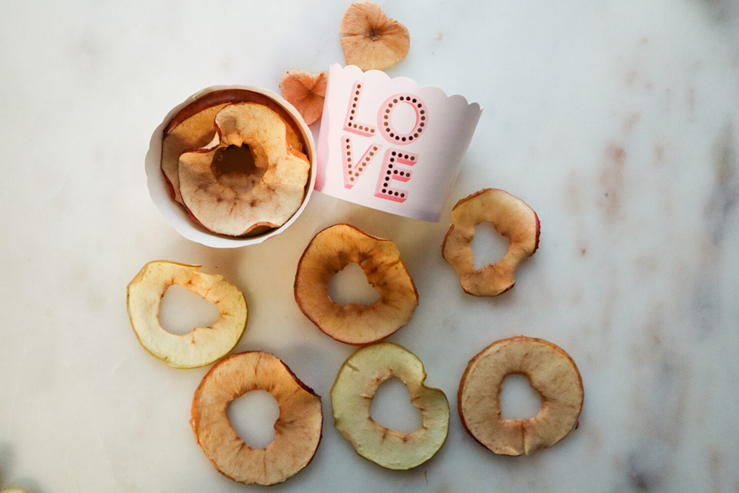 Make Valentine's Day Heart Apple Chips |… | PBS KIDS for Parents