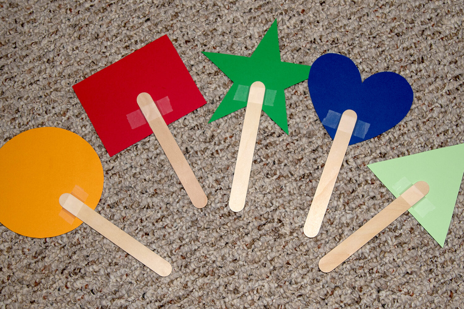 Shrinking Shadows | Crafts for Kids | PBS KIDS for Parents
