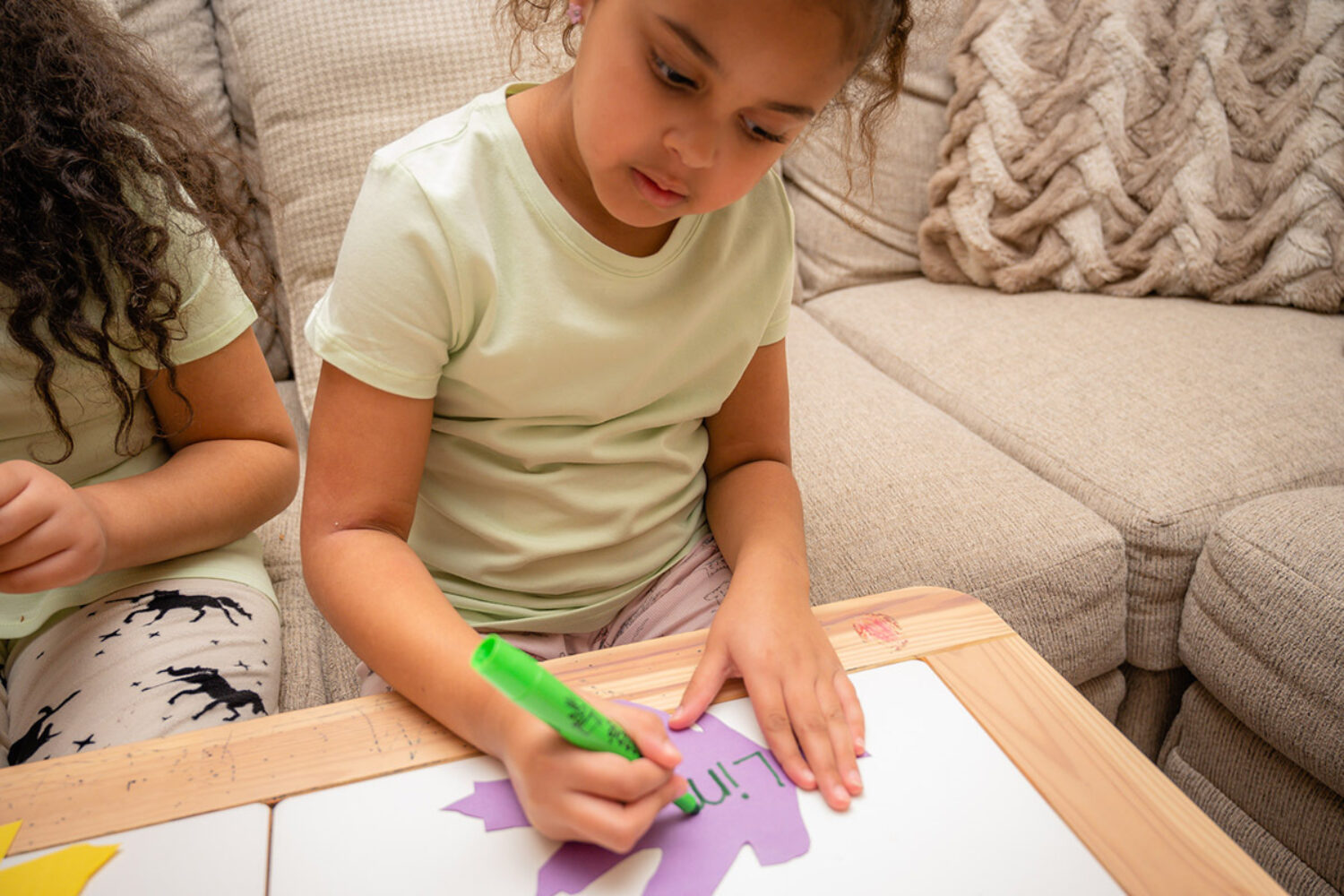 Create a “Kindness Tree” | Crafts for Kids | PBS KIDS for Parents