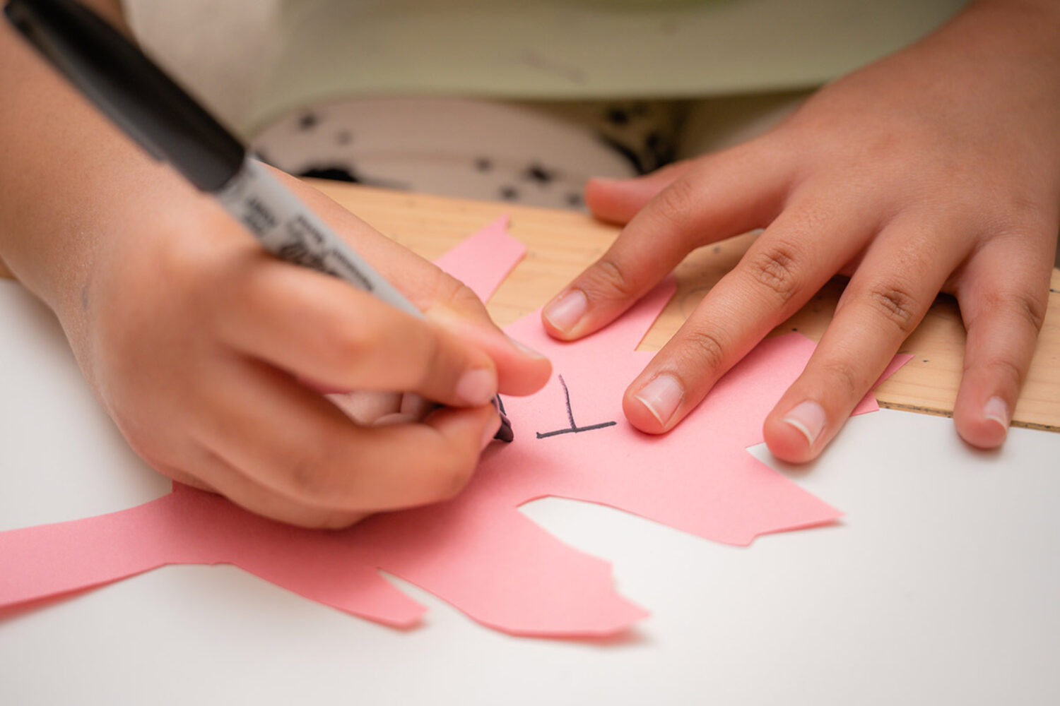 Create a “Kindness Tree” | Crafts for Kids | PBS KIDS for Parents