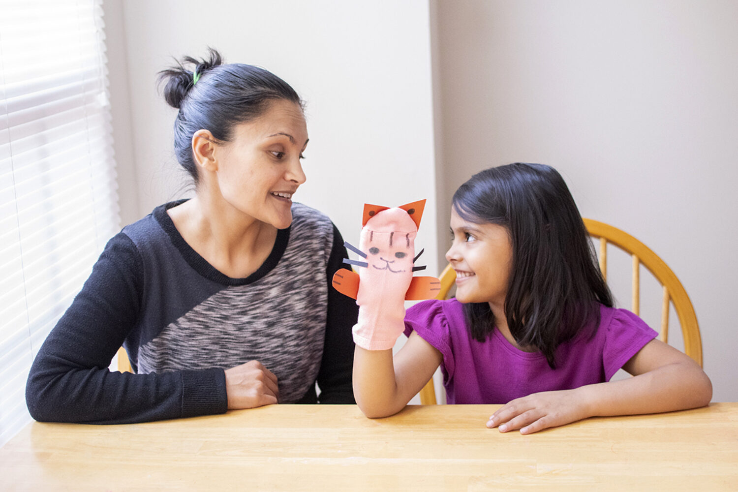 Make Your Own Puppet: The Purrrfect Kitty Cat… | PBS KIDS for Parents
