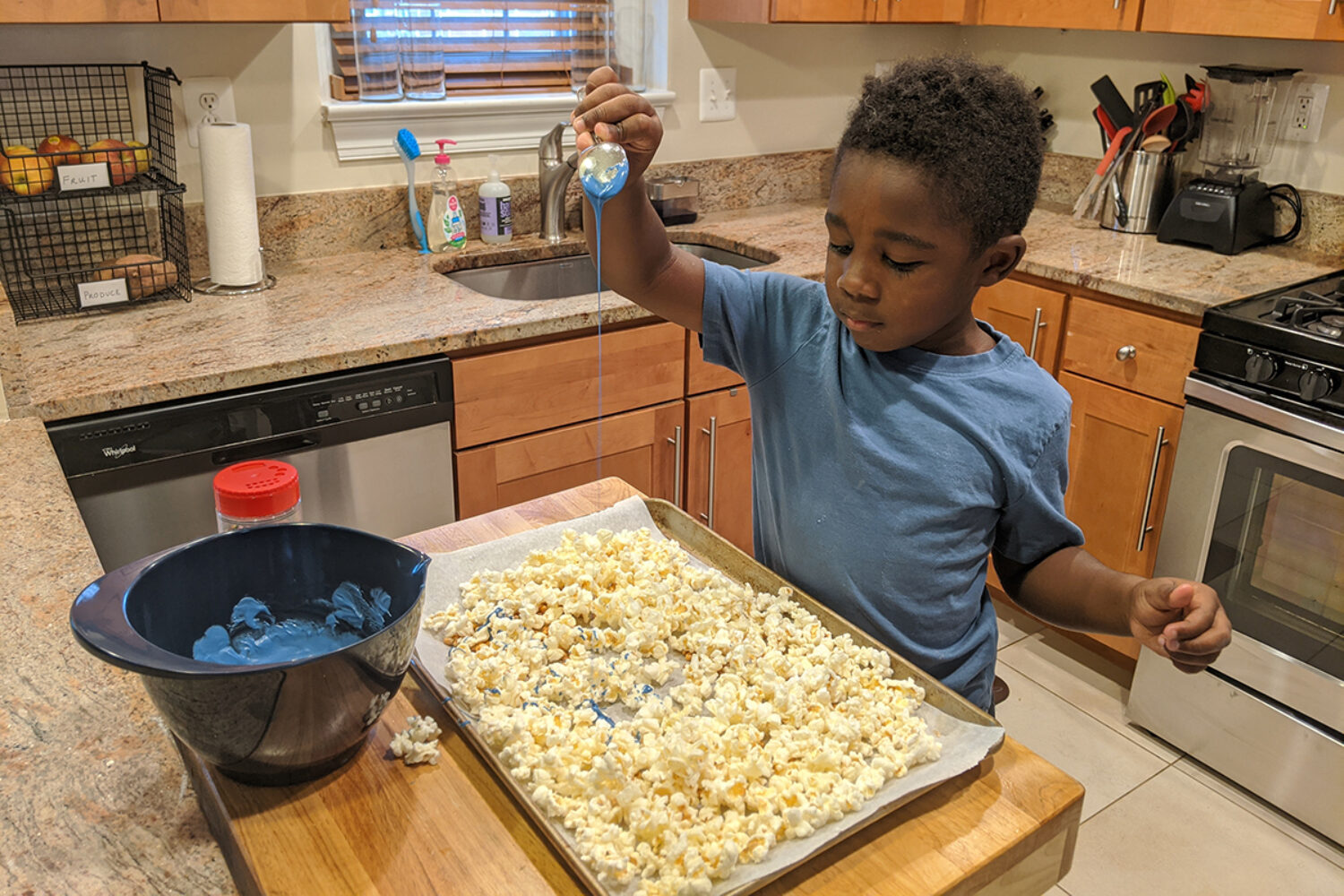 Candy-Coated Confetti Popcorn | Recipes for… | PBS KIDS for Parents