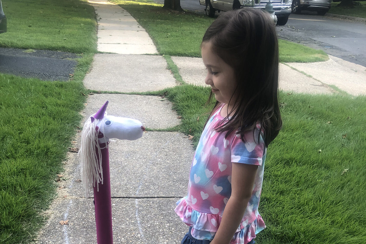 Make a Galloping Unicorn | Crafts for Kids | PBS KIDS for Parents