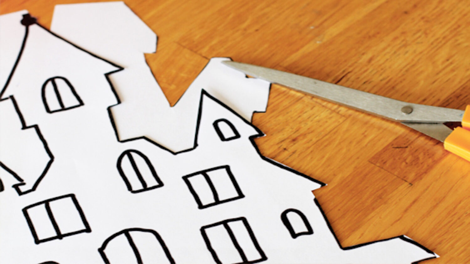 Halloween Haunted House | Crafts for Kids | PBS KIDS for Parents