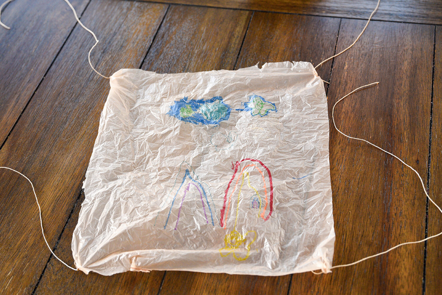 Make A Plastic Bag Parachute Craft | Crafts… | PBS KIDS for Parents