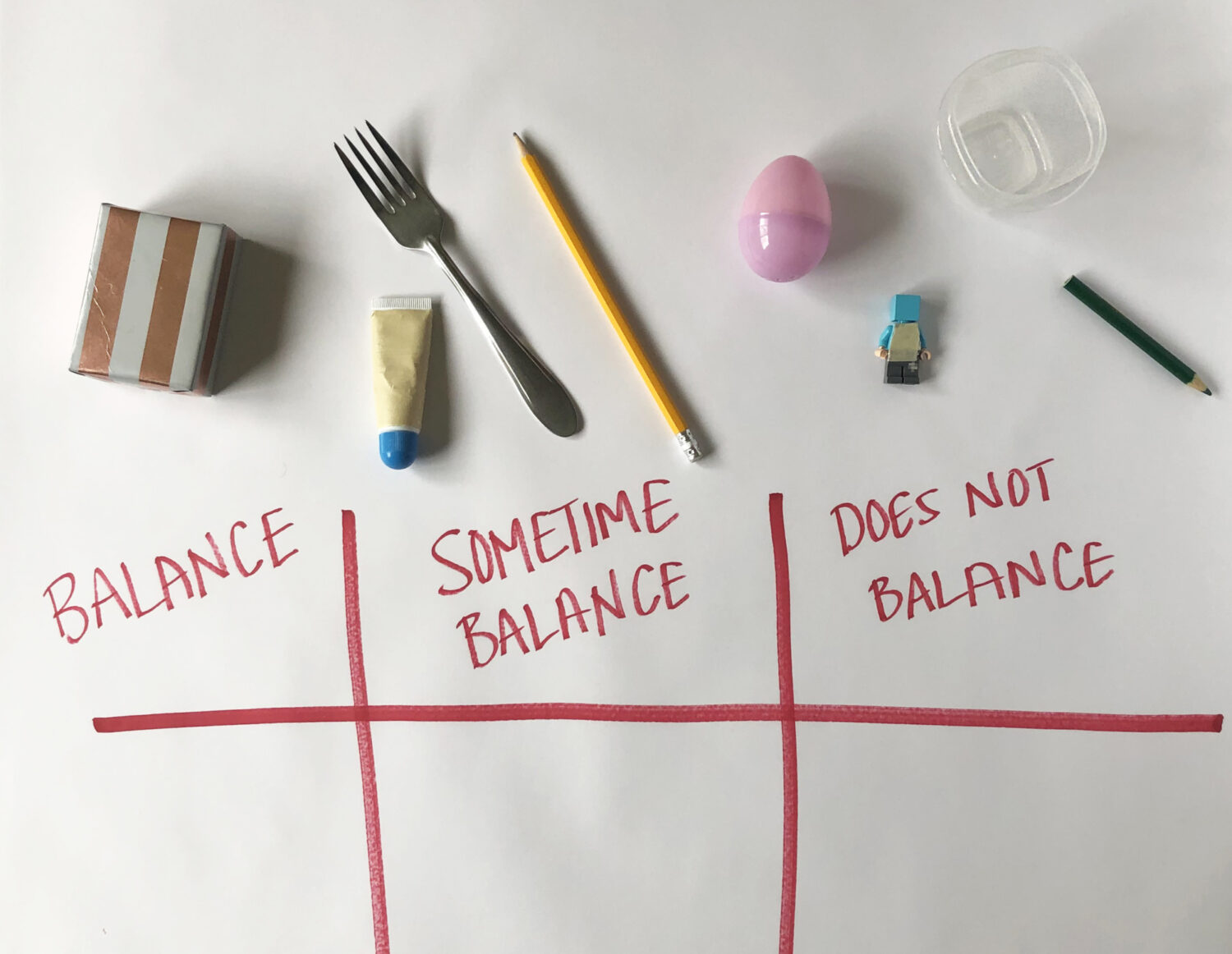 Which Objects Can Balance? | Crafts for Kids | PBS KIDS for Parents