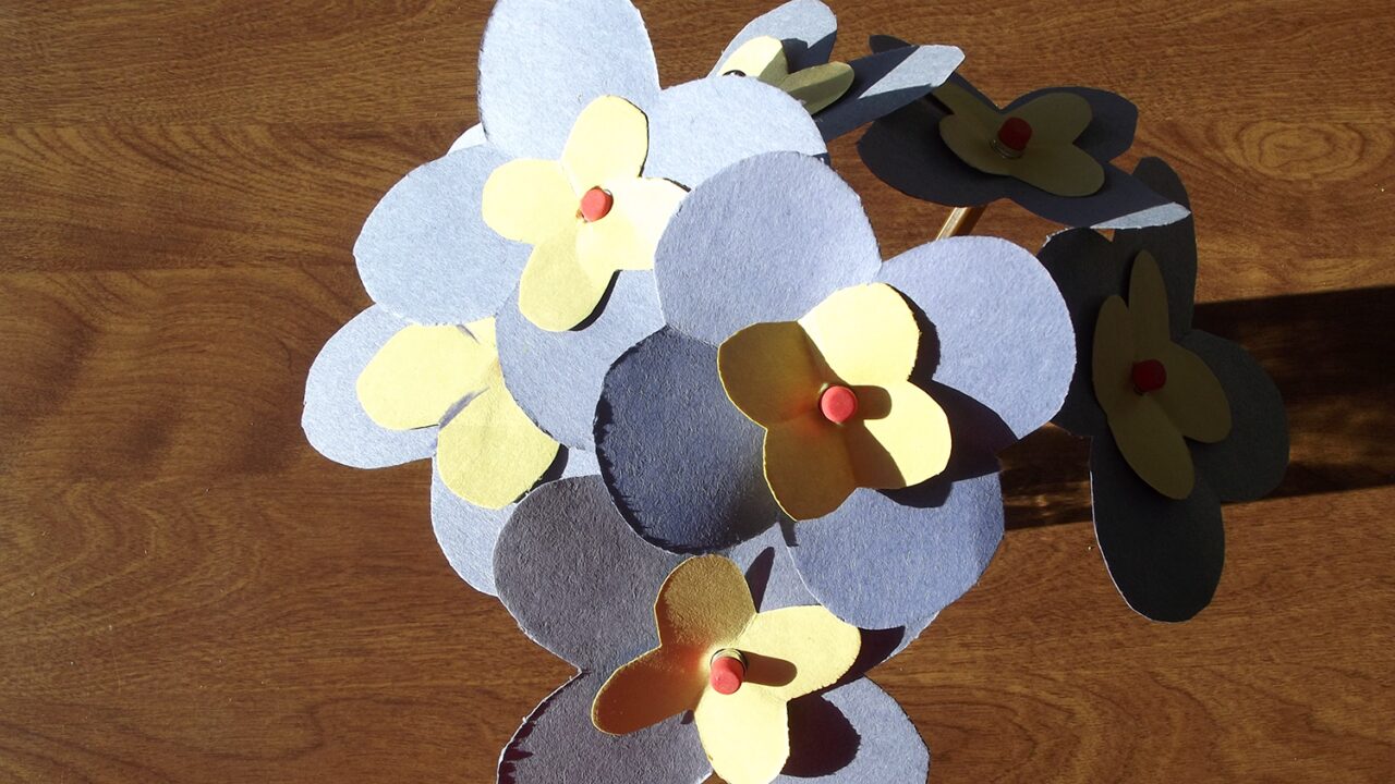 Make an Easy Paper Flower Bouquet to Say… | PBS KIDS for Parents