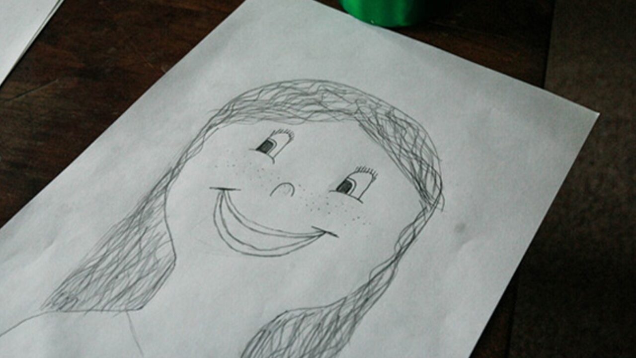 Build Confidence With a Self-Portrait | Crafts… | PBS KIDS for Parents