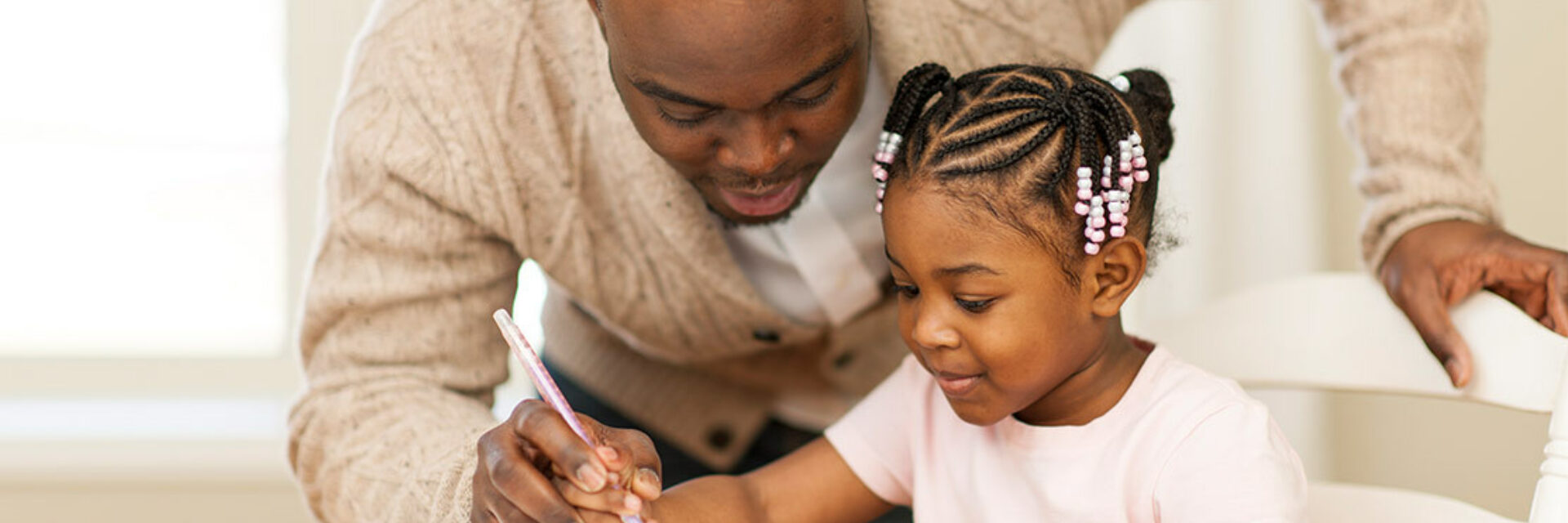 Literacy: Writing at Age 2 | Milestones | PBS KIDS for Parents