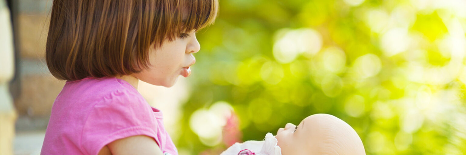 Social Skills: Empathy at Age 3 | Milestones | PBS KIDS for Parents