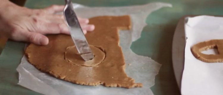 Bake Gingerbread Letters | Recipes for Kids | PBS KIDS for Parents