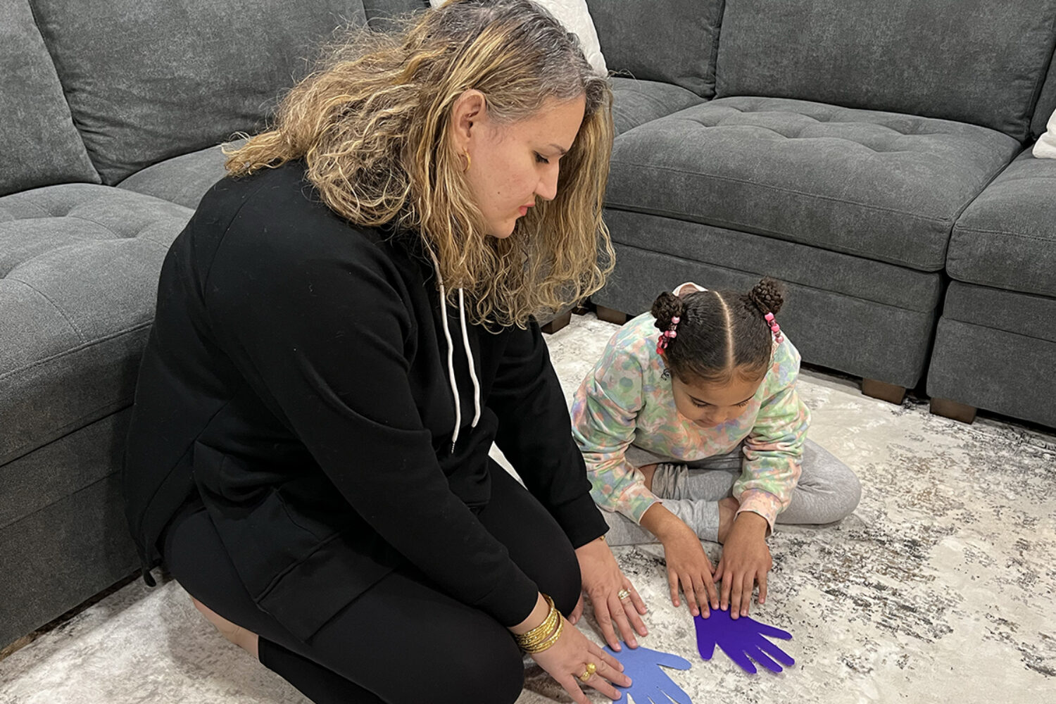 Turn Your Handprint Into Birds and Jellyfish |… | PBS KIDS for Parents