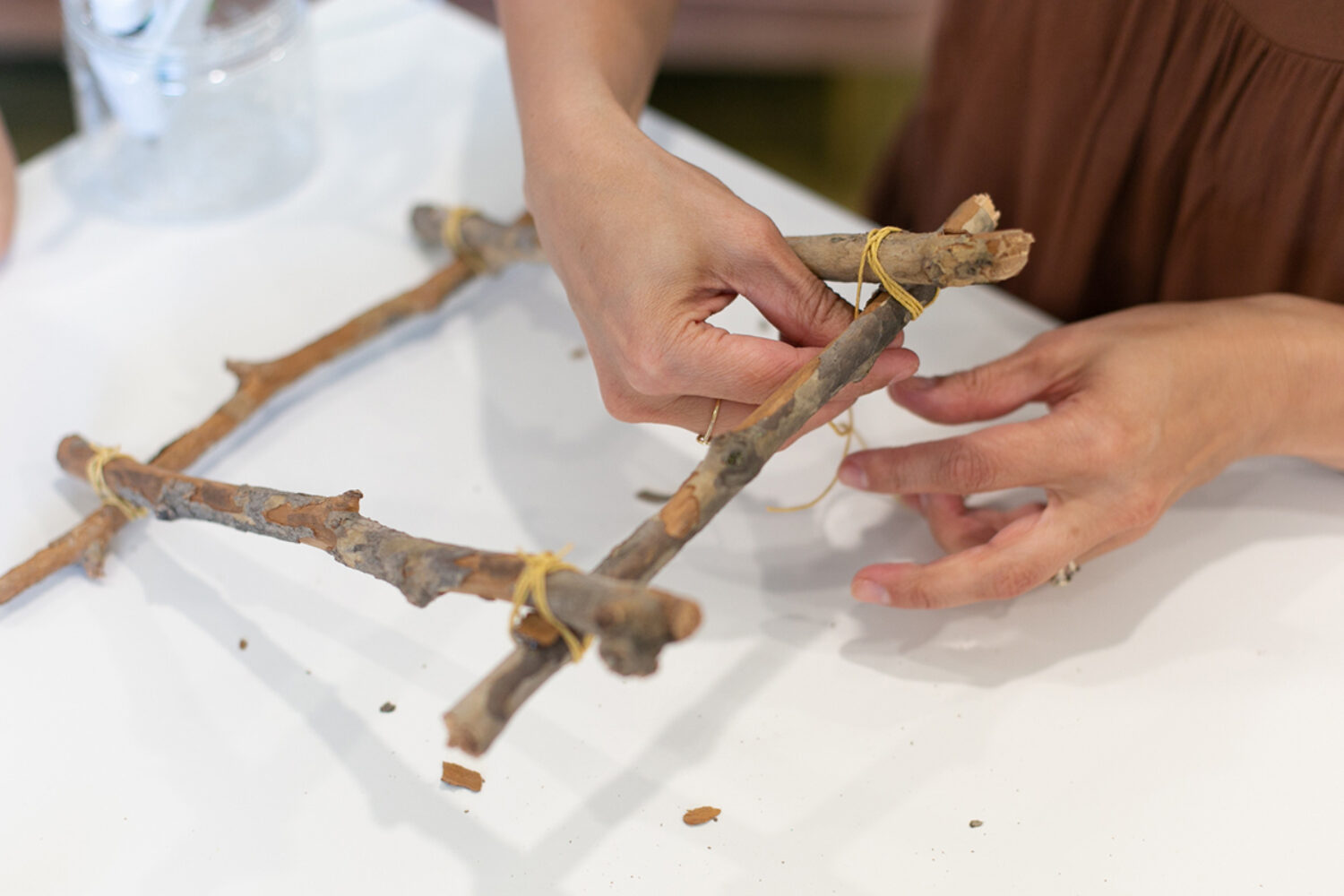 Nature Art Picture Frames | Crafts for Kids | PBS KIDS for Parents