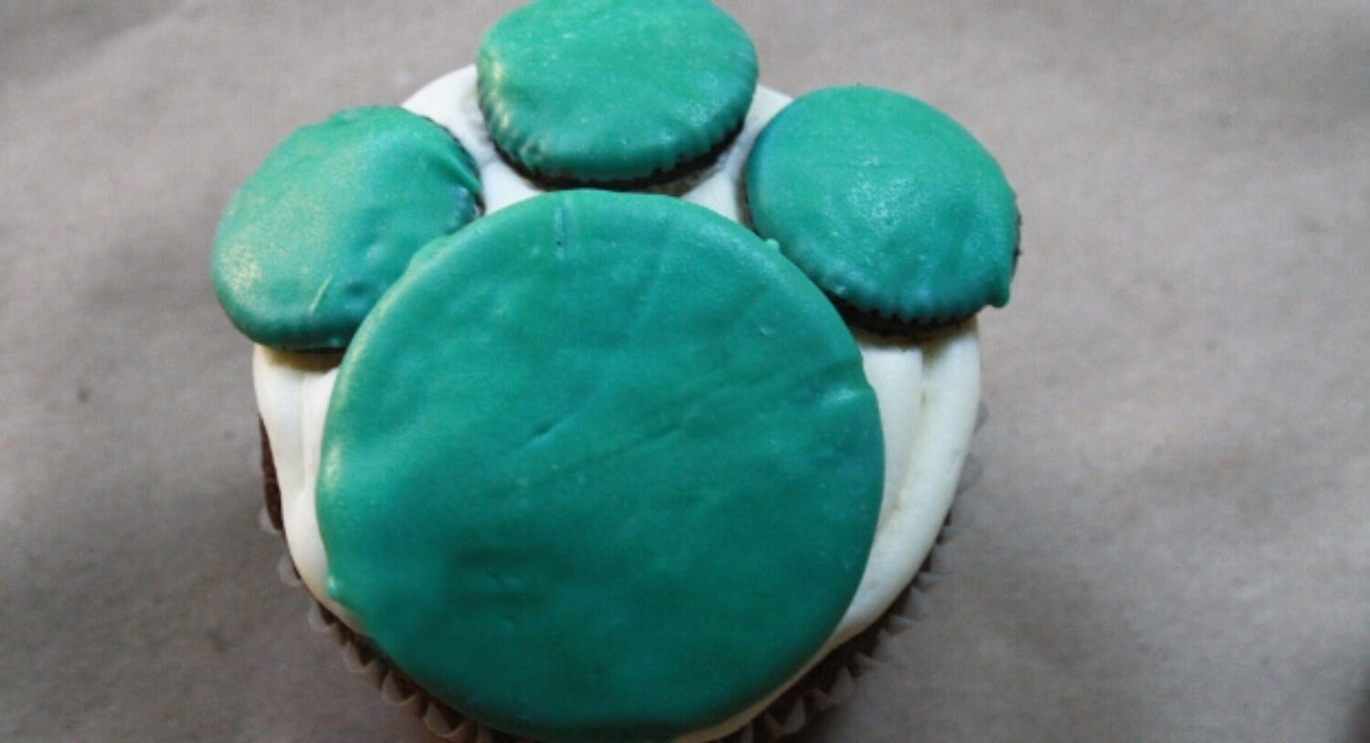 Wild Kratts Creature Power Cupcakes | Recipes… | PBS KIDS for Parents