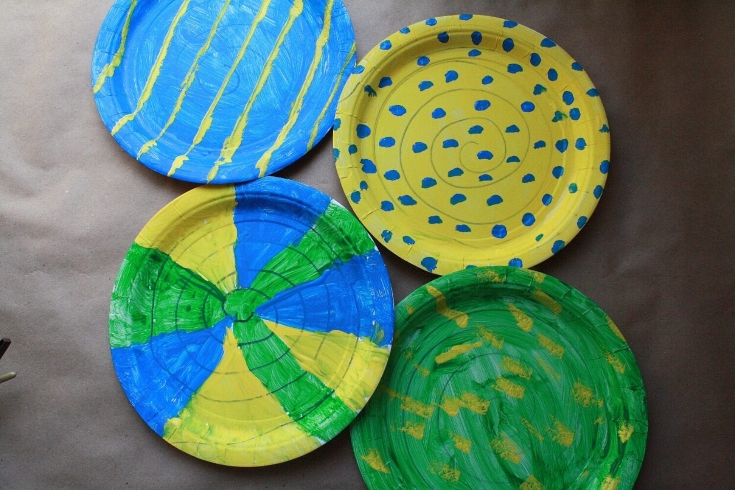 Paper Plate Snakes | Crafts for Kids | PBS KIDS for Parents